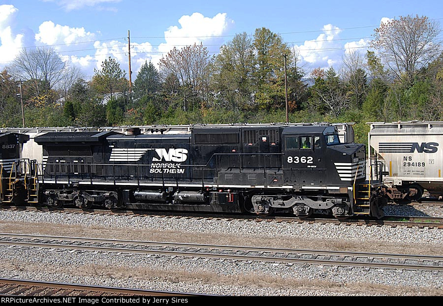 NS 8362